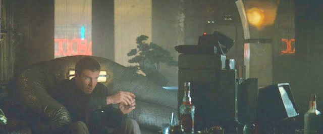 Bladezone.com Apartment by G. Willoughby